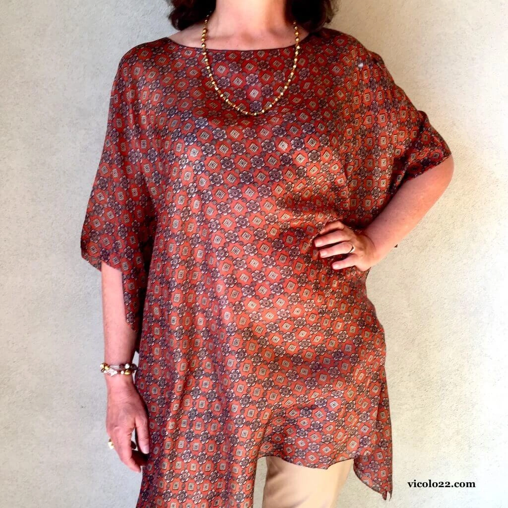 Vicolo 22 - Caftano Abito in pura seta Mosaico Brick Taglia Unica